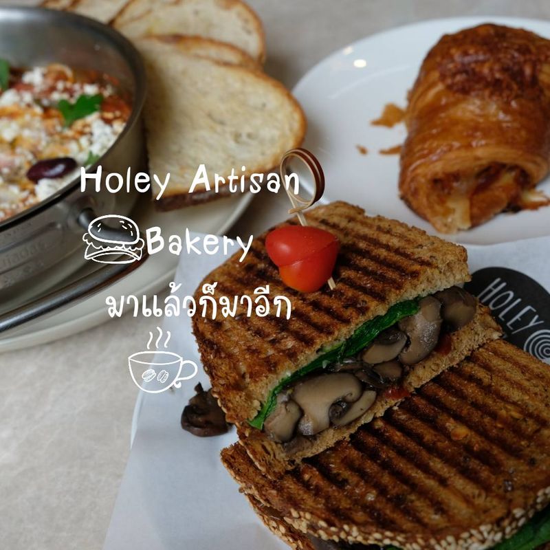 [travelistaนักเดินทาง] Holey Artisan Bakery เบเกอรี่คาเฟ่พรีเมี่ยม มา ...