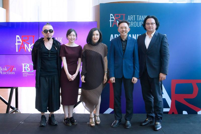 [CHANGE into Magazine ______ Sutthikhun Kongthong] เปิดกลุ่มบริษัท ...