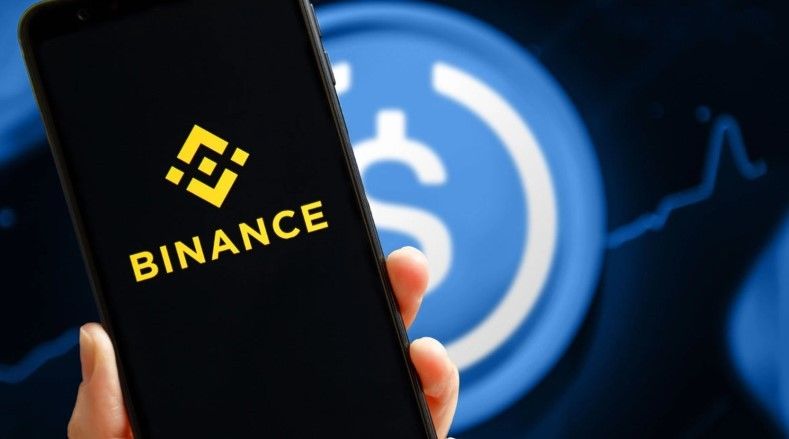 [SiamBitcoin - สยามบิทคอยน์] Binance ระงับการถอน USDC Stablecoin ชั่วคราว Colin Wu นักข่าวคริปโต ...