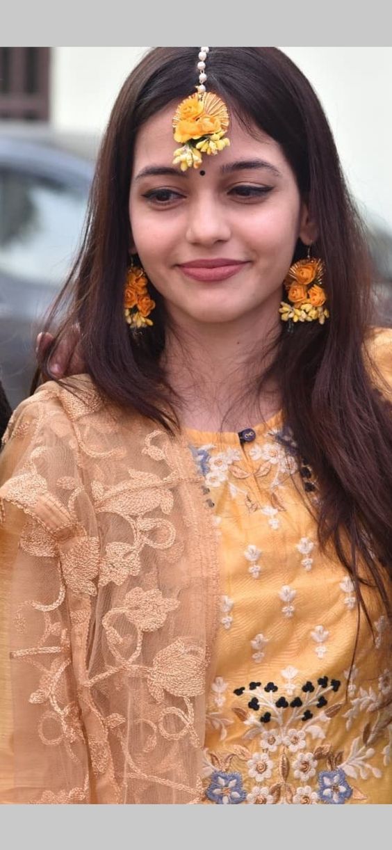 [Darlene Amada] native costume