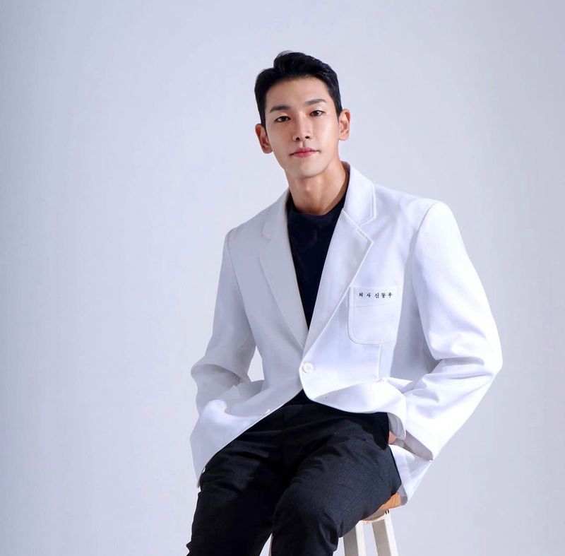 [Doctor_cuteboyth] - น้องหมอ Dongwoo shin 🏥 #หมอหล่อบอกต่อด้วย 👨🏻‍⚕️ ...