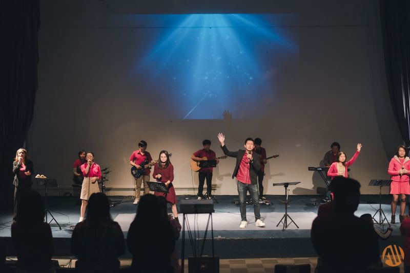 [NuZa PaKin] จงฟังบิดาของเจ้าผู้ให้กำเนิดเจ้า และอย่าดูหมิ่นมารดาของ ...