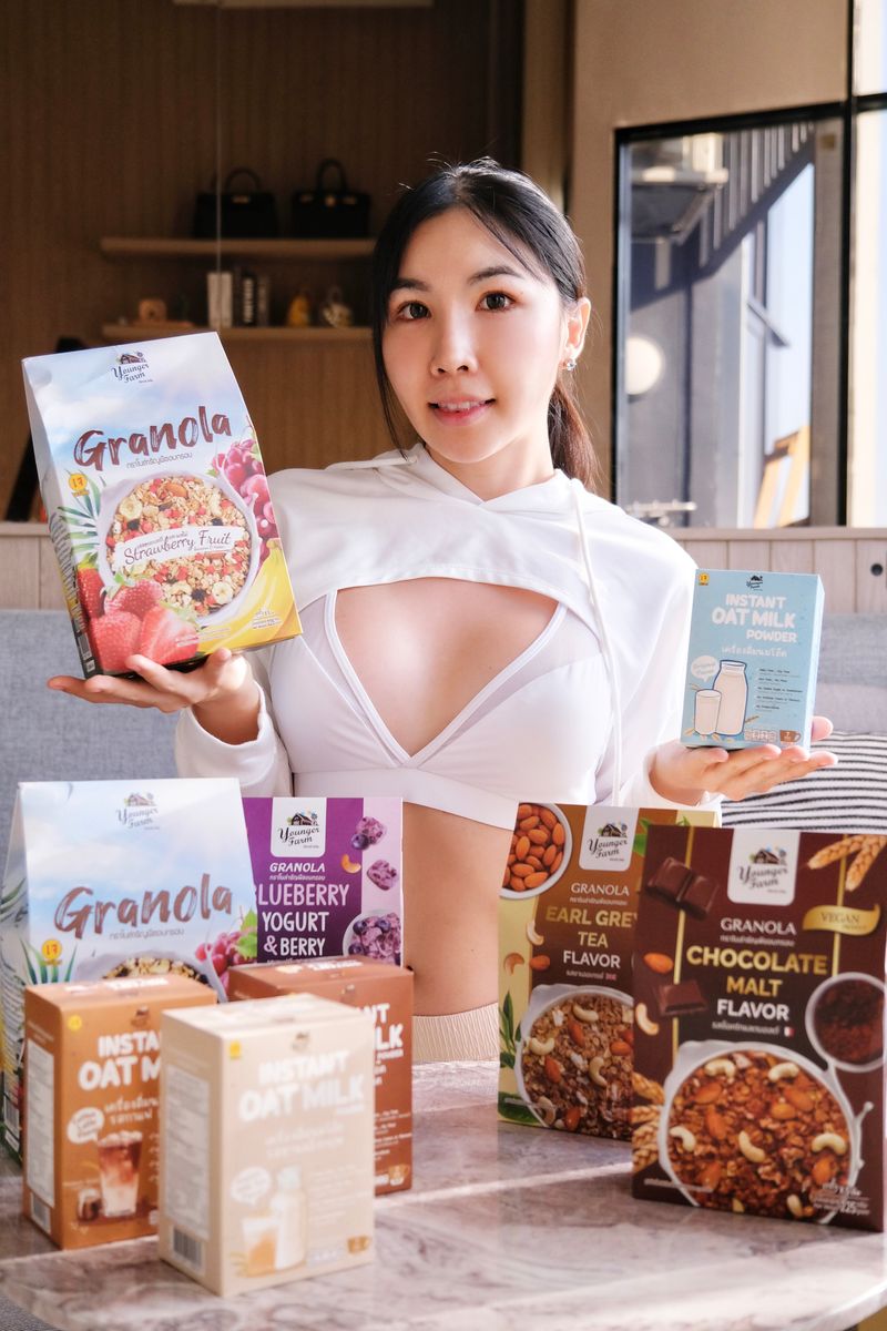 [CRAZY HEEJIN 💕] เริ่มต้นวันดีๆ ได้ทุกวัน ด้วยอาหารจากธรรมชาติเต็มเปี่ยมด้วยคุณค่าสารอาหาร 🌾💕 👧🏻 ...