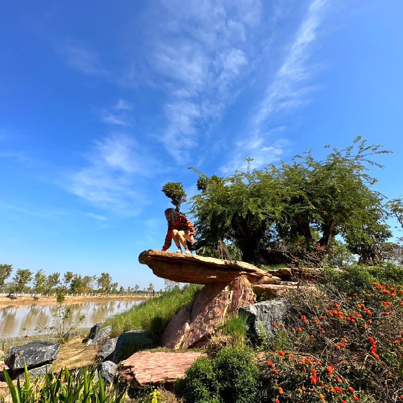 [Salinee.sae] รอคนทำลายกำแพงอยู่ค่ะ