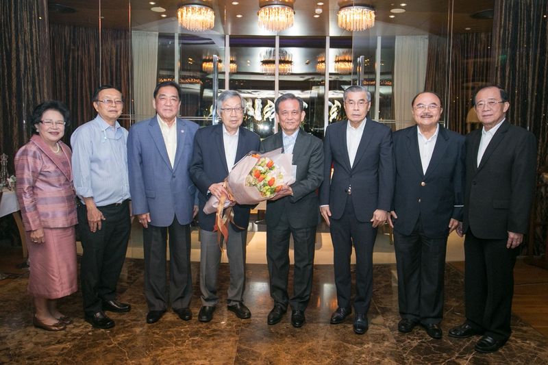 [CHANGE into Magazine ______ Sutthikhun Kongthong] แสดงความยินดีกับนายก ...