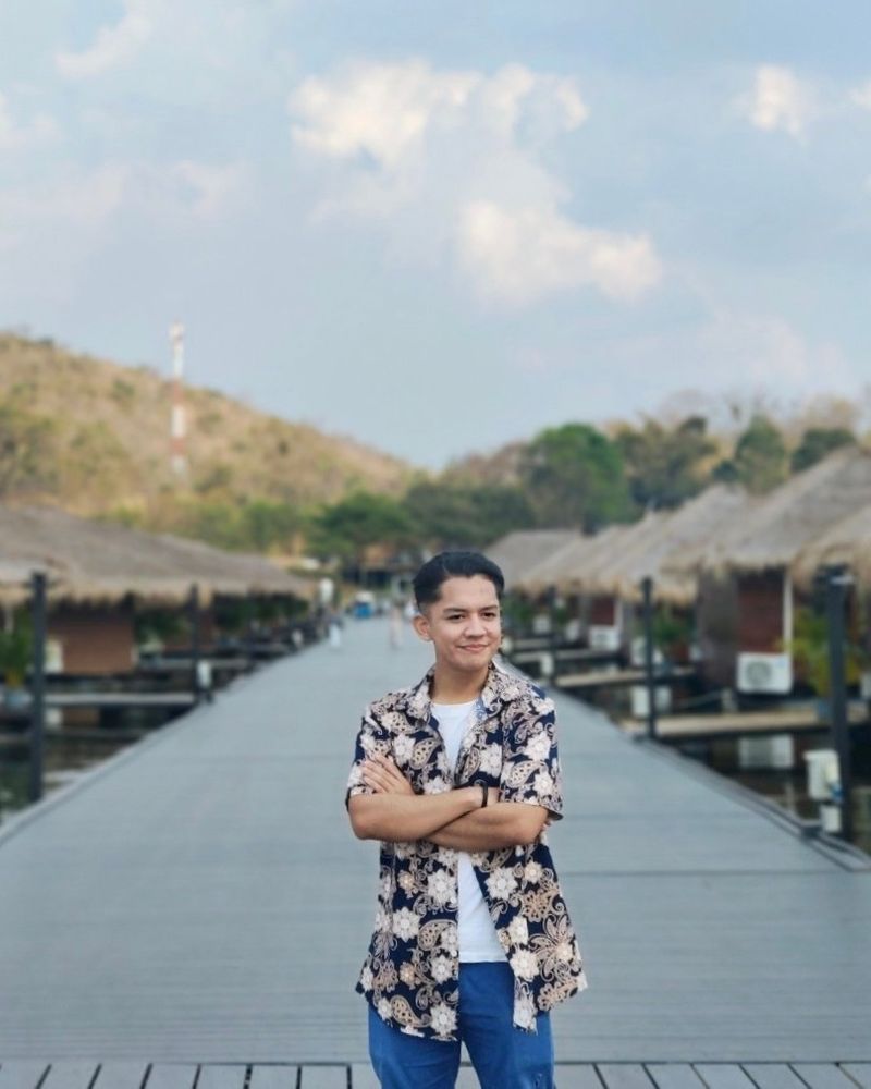 [ชารีฟ สาและ - Chareef Salaeh] คนที่ทำงาน มากกว่า... เงินที่ตัวเอง ...