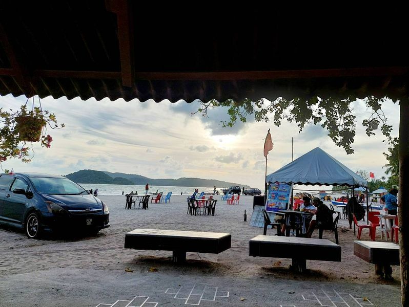 [All in all วันนี้ยิ้มยัง?] ร้านนั่งชิวล์ริมเล ในเกาะลังกาวี 2022 ร้าน ...