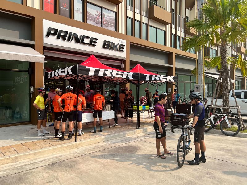 [Probike] Prince Bike ชวนปั่น "ฉลองเปิดร้านใหม่" วันนี้คึกคักมากครับ มี ...