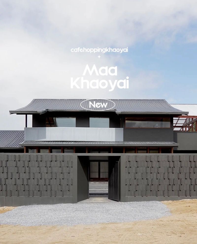 [khunvee589 ] คาเฟ่ฮอตที่สุดในเขาใหญ่ตอนนี้ Maa Khaoyai ตกแต่งโทนสีดำญี่ปุ่นโมเดิร์น สวยตั้งแต่ ...