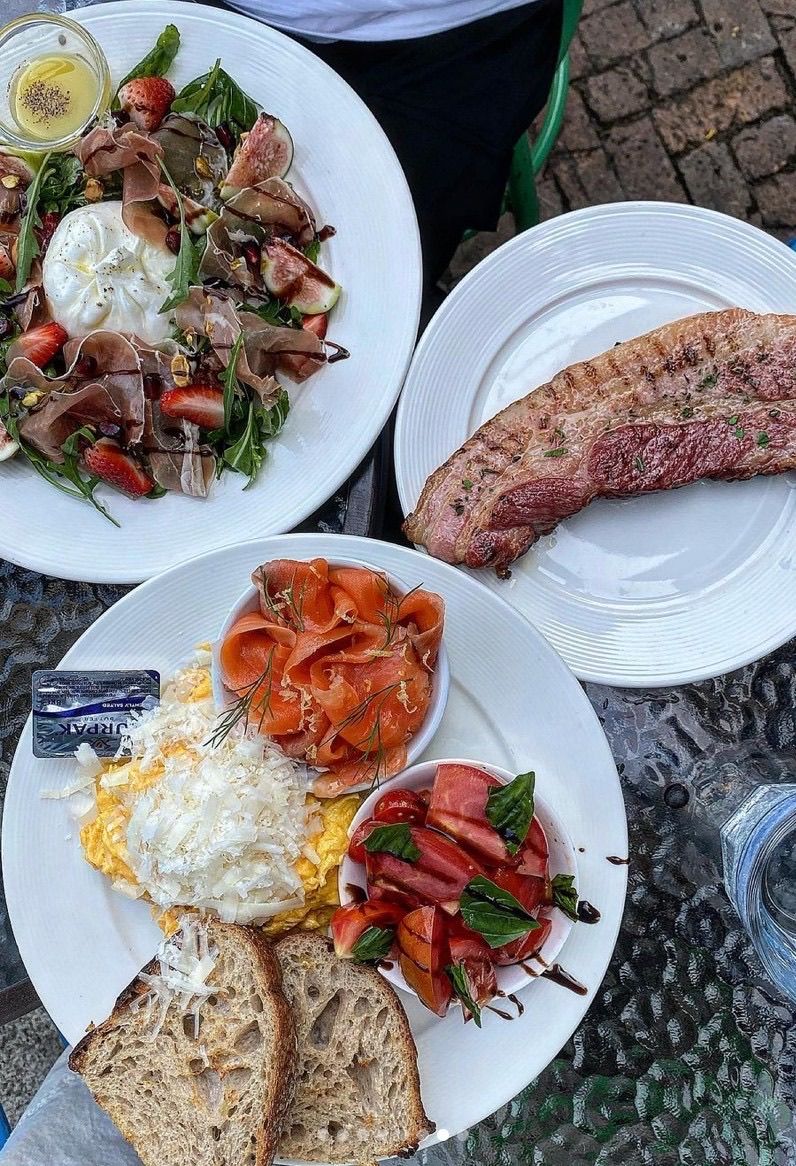 [Delicioushours] 📍: The larder cafe CNX, 3,9 Suk Kasame Chaingmai ทุกอย่างที่ชอบรวมอยู่ในเมนูนี้ ...