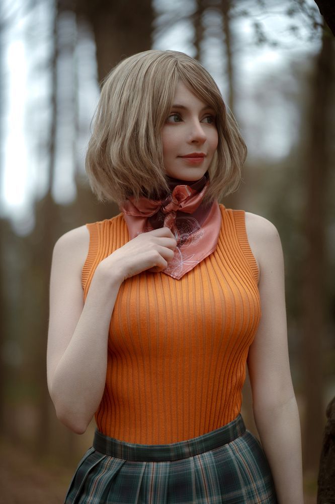 [WONGKAN COSPLAY] PeachMilky ต้นแบบโมเดล Ashley ใน RE4 Remake คอสเพลย์ ...