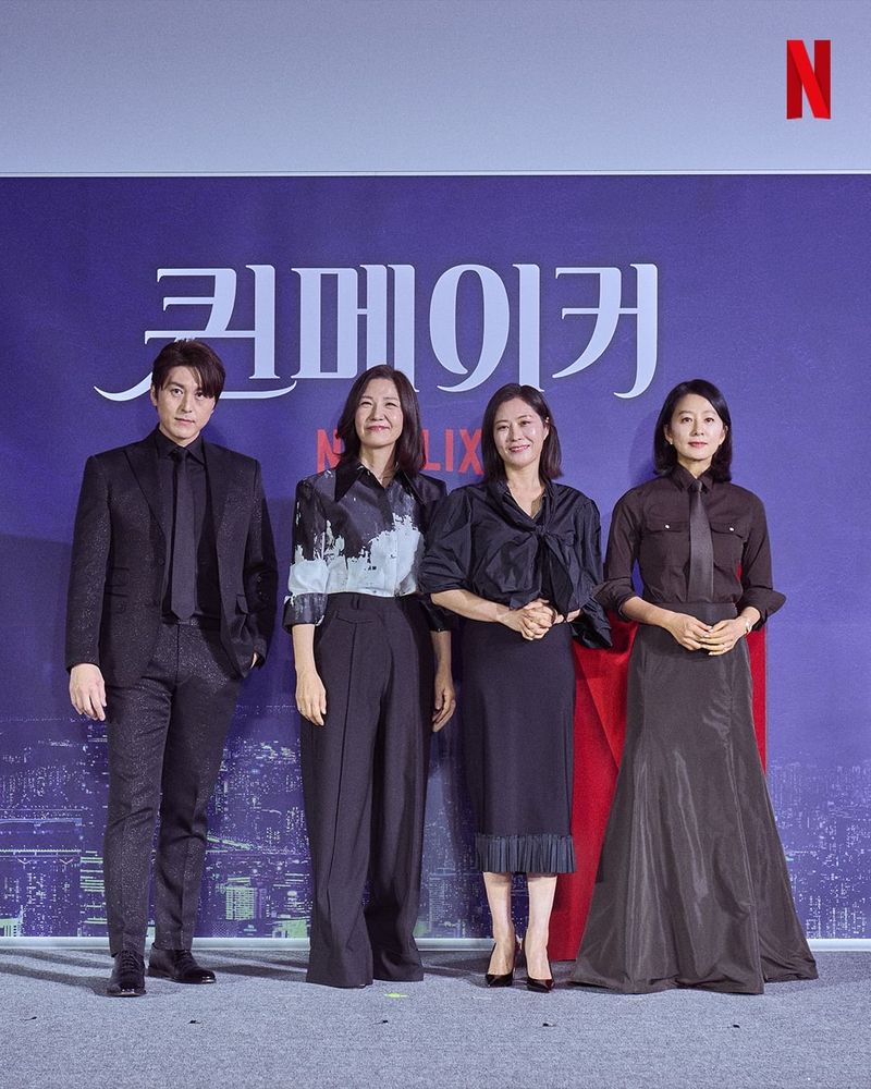 [🇰🇷𝒮𝒶𝓇𝒶𝓃𝑔-𝒦🇰🇷] ภาพงานแถลงข่าวเปิดตัวซีรีส์ "Queen Maker" 📍เมื่อ2สาวที่ ...