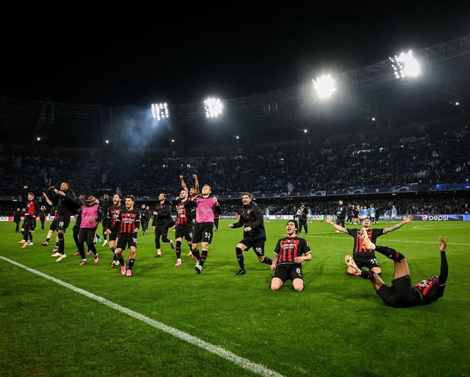 [Sagor001] #มิลาน เอาชนะ #เนเปิลส์ 2-1 คลิก >>>https://thscore.mobi/?cz=1 ด้วยชัยชนะในเลกแรก #มิ ...