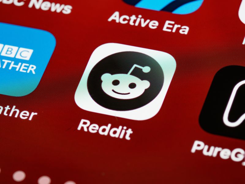 [Zelta Ai] [สรุป] Reddit เรียกเก็บโมเดล AI สำหรับการเข้าถึงคลังข้อมูล ...