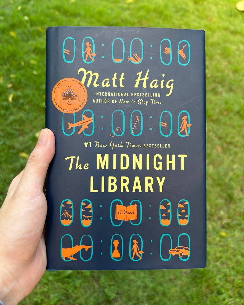 [Reading List] The Midnight Library by Matt Haig เรื่องราวของผู้หญิงที่ ...