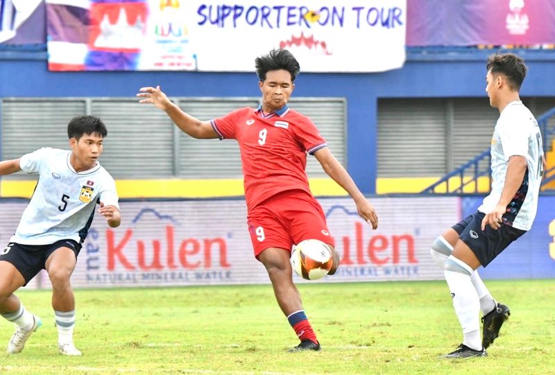 [Sorrasin ] ทีมชาติไทย อัด สปป.ลาว 4 : 1 เข้ารอบรองฟุตบอลซีเกมส์ 2023 แน่นอนแล้ว https://m ...