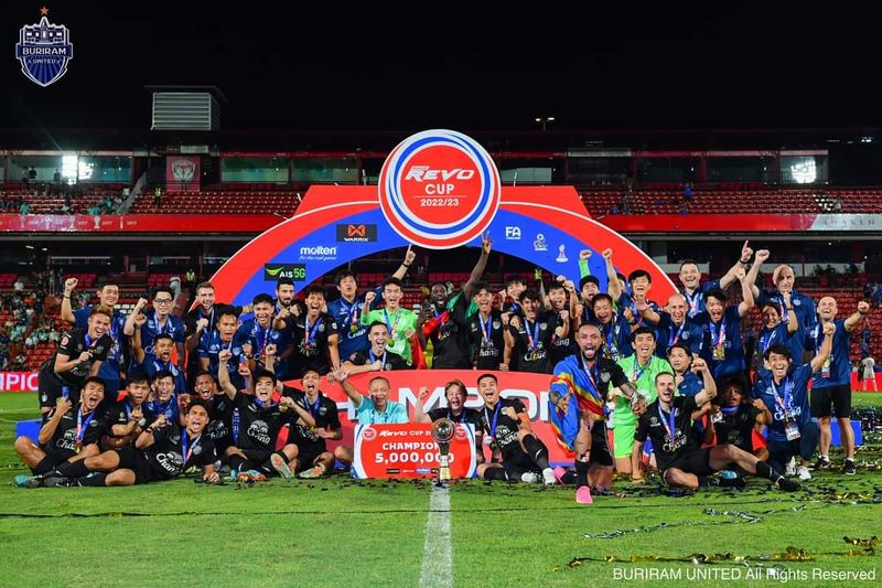 [Himsanam : ฮิมสนาม] ปราสาทสายฟ้า คว้าถ้วยใบที่2 ⚡🏆🔴 ปราสาทสายฟ้า สอย 🐰เดอะแรบบิท 2-0 คว้าแชมป์ ...