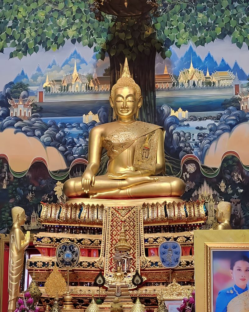 [PhotoOne] หลวงพ่อวัดไร่ขิง จ.นครปฐม #PIC002 หลวงพ่อวัดไร่ขิง ...