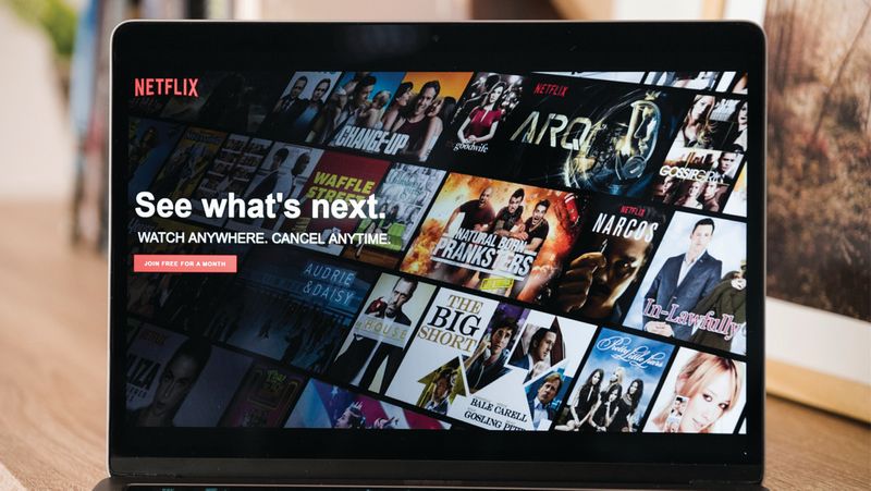 [MXNTPSI] แนะนำ 10 ซีรีส์ NETFLIX สุดปัง! สำหรับ Upskill ภาษาอังกฤษได้ง่ายๆ ด้วยตัวคุณเอง ...