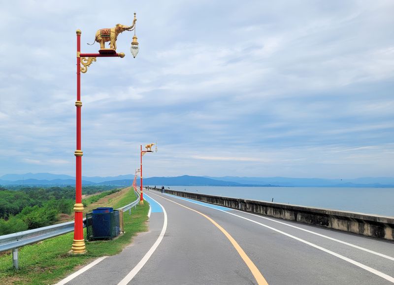 [PhotoOne] เขื่อนกระเสียว จ.สุพรรณบุรี เขื่อนกระเสียว ได้ชื่อว่าเป็น ...