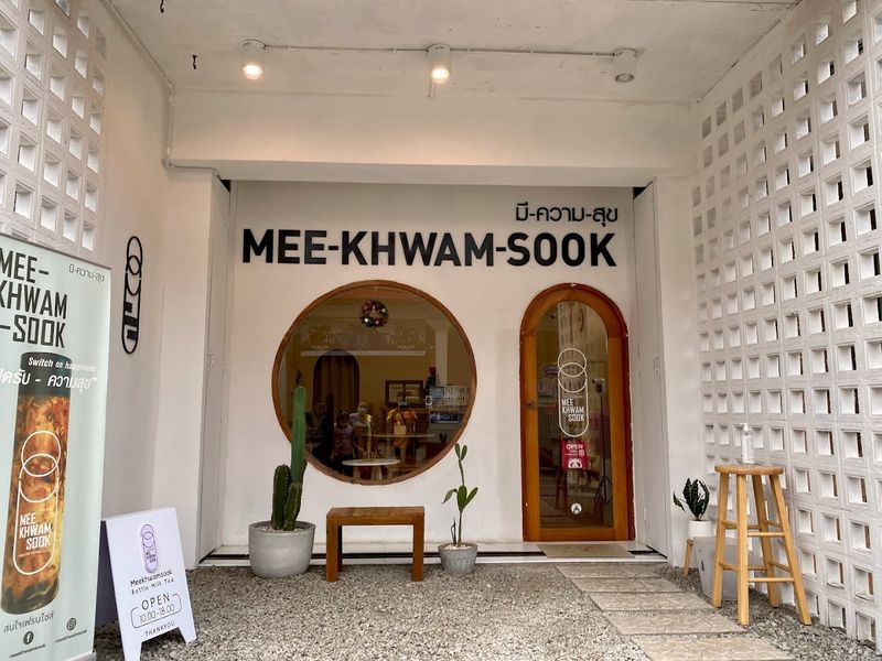 [วรรณิดา โสภาคย์] รีวิวร้านคาเฟ่ มี-ความ-สุข MEE-KHWAM-SOOK สาขา ...