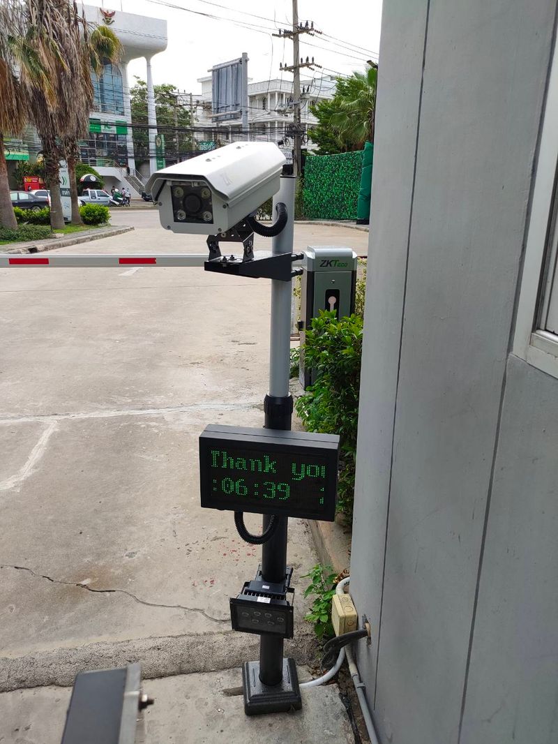 [Charoen Tech] การนำข้อมูลในระบบไม้กั้นรถยนต์แบบอ่านป้ายทะเบียนไปใช้งาน ด้วยระบบไม้กั้นรถยนต์แบบ ...