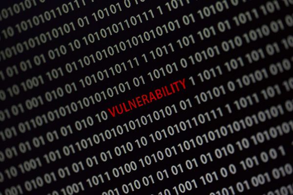 [TechTalkThai] พบช่องโหว่รุนแรงใหม่บน Ivanti MobileIron Core พบช่องโหว่ ...