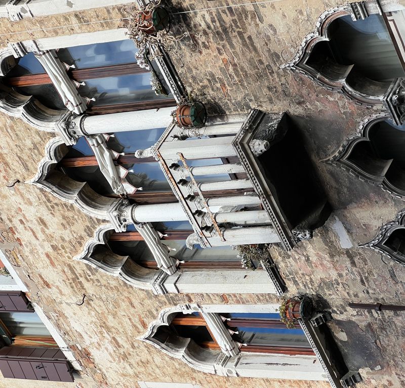 [Nok Milazzi] Venice : Italy However, the Republic was not a monarchy ...