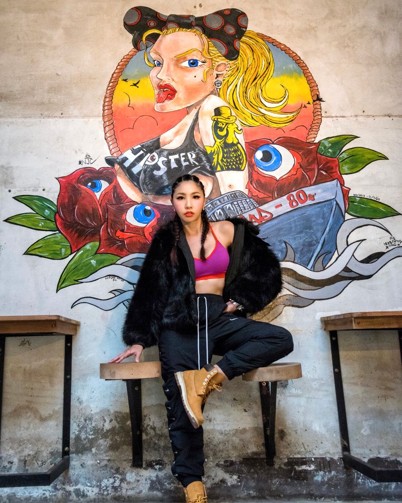 [CRAZY HEEJIN 💕] 𝗡𝗲𝘄 𝗩𝗶𝗱𝗲𝗼 𝗼𝗻 “𝗛𝗘𝗘𝗝𝗜𝗡’𝘀 𝗧𝘂𝗯𝗲” 🎥💖 👧🏻 เที่ยว #ภูเก็ต แบบ อาร์ต Art กับ ศิลปะบน ...