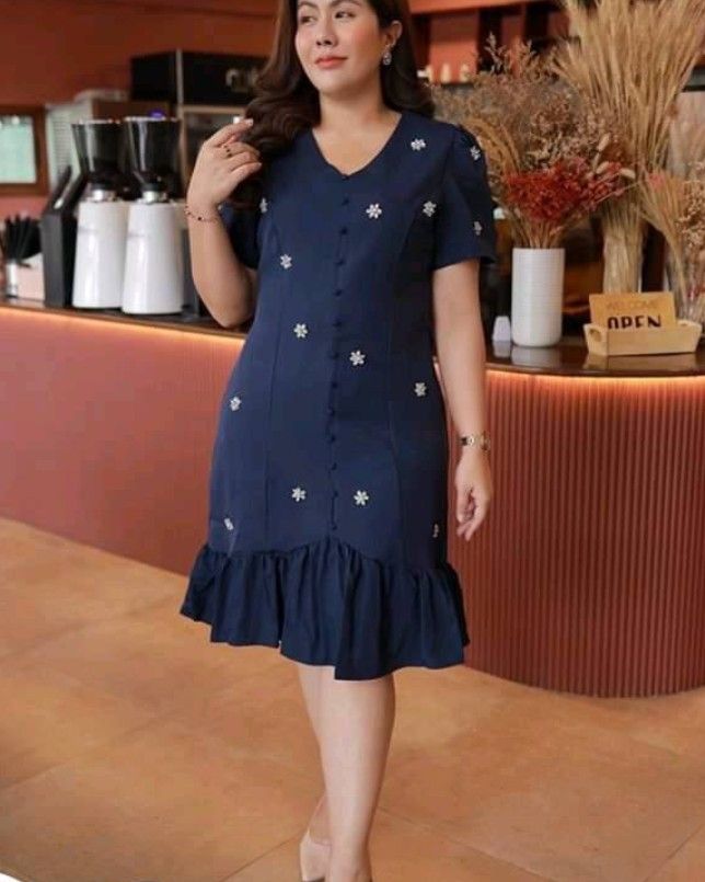 [Sureeporn] สีเขียว มี XL 2X 3X 6X สีกรม มี XL 2X 6X 759💸 ยาว 40 นิ้ว