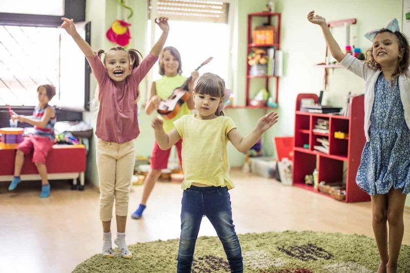 [Amanee Mahama] How TPR can be used in an ELT setting TPR helps ...