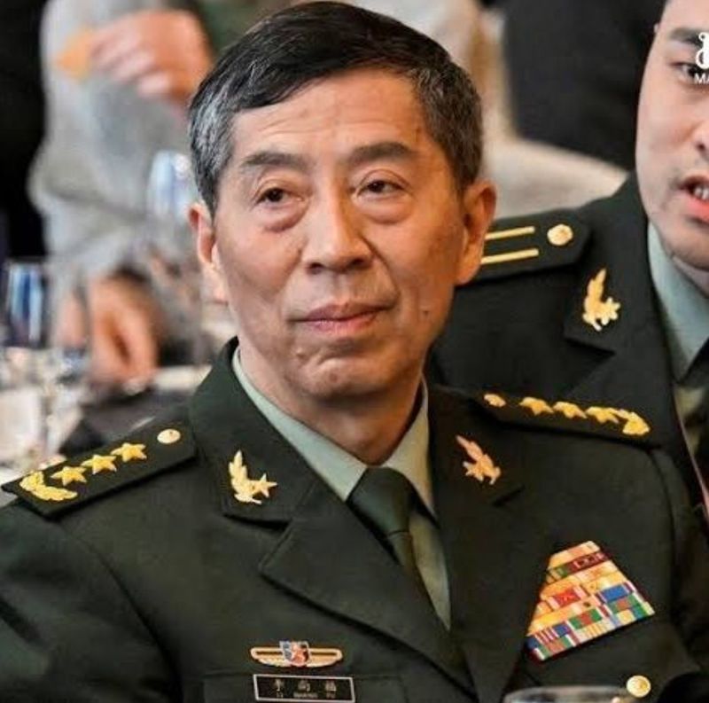นายสมบัติ พลายใย China กับสภาวะผู้นำ ขนาดว่าพูดตรงๆ ไม่ได้ แต่คนจีนเองก็อ้อมๆแบบพอเข้าใจได้ใน