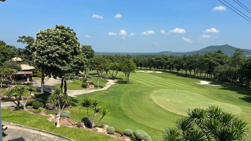 [My Dairy @44] NARAI Hill Golf ปกติที่กลับมาลพบุรี กิจกรรมที่มักจะได้ทำ ...