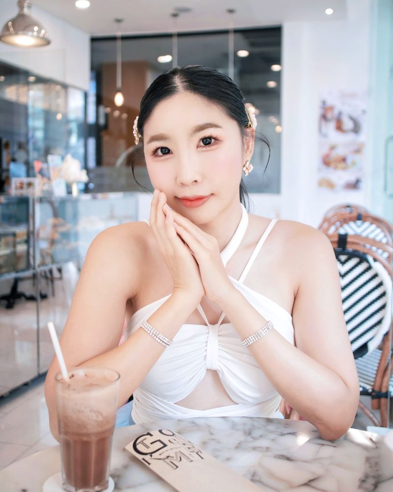 [CRAZY HEEJIN 💕] 𝗡𝗲𝘄 𝗩𝗶𝗱𝗲𝗼 𝗼𝗻 “𝗛𝗘𝗘𝗝𝗜𝗡’𝘀 𝗧𝘂𝗯𝗲” 🎥💖 👧🏻 #หนูฮีจินรีวิว เดินเล่น #สยามสแควร์ ย้อน ...