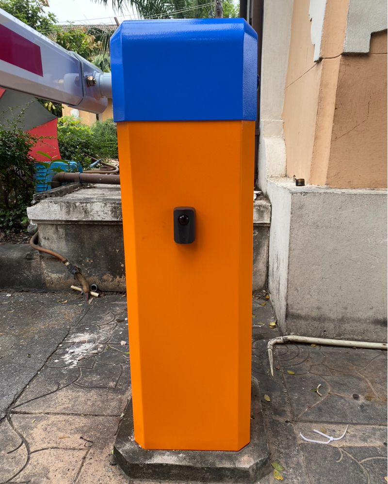 [Charoen Tech] ไม้กั้นรถยนต์ระบบ manual สั่งงานด้วยปุ่มกดและรีโมท ตามที่แอดมินได้อธิบายไว้ใน ...