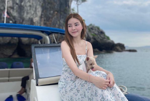 [Newswatch] เอวา ปวรวรรณ เผยมี บัตรเครดิต วงเงิน 150 ล้านจริงไหม