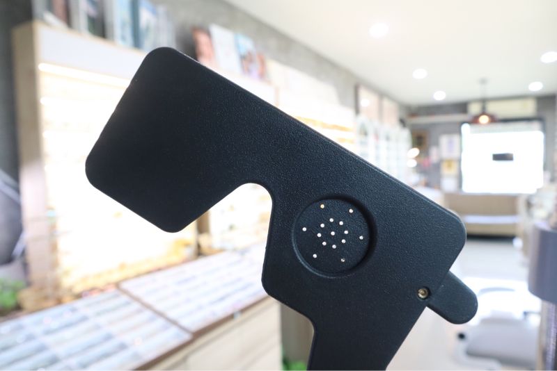 [KhunTaOptometry] Pinhole VA - การมองผ่านรูเล็ก ๆ ช่วยให้การมองเห็นดี ...