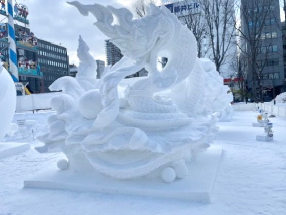 [Sorrasin ] ทีมแกะสลักหิมะไทย คว้ารองแชมป์ในงาน “The Naga Fireballs” จาก https://www.facebook ...