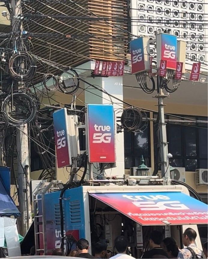 [Best blog] มาส่องรถโมบายล์ชุมสายเคลื่อนที่เร็ว (COW) True กันหน่อย ...