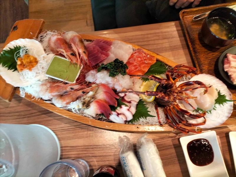 [Chen Eing ] ในทางคณิตศาสตร์ นิยามให้ค่าสัมบูรณ์ของจำนวนจริงใดๆ คือผลต่างระหว่างจำนวนนั้นกับ 0 ...