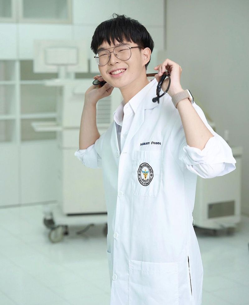 [Doctor_cuteboyth] - น้องหมอวิว Vet Med 🏥 #หมอหล่อบอกต่อด้วย 👨🏻‍⚕️ #doctorcuteboy 💉💊 #ใครอยาก ...