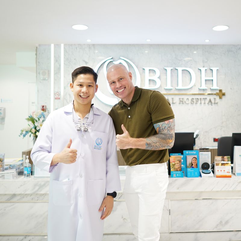 [Bangkok international dental hospital] Blogger Jerry Williams at BIDH🦷 ...