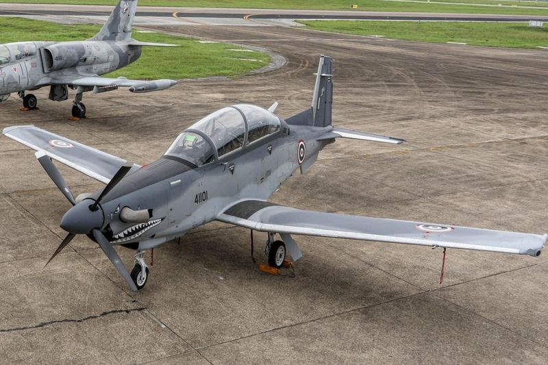 [บอกให้รวย] เครื่องบิน T6 และ AT-6 รุ่นที่พัฒนามาจากเครื่องบิน T-6 Texan คือ T-6 Texan II ซึ่ง ...