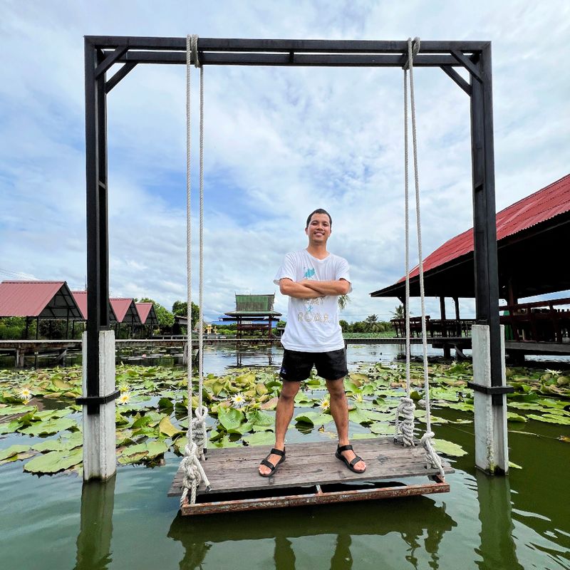 [Pakdee Donphaidaeng] นาบัวลุงแจ่ม & Jam cafe 🪷 ในช่วงวันหยุดถ้าเรากำลังมองหาสถานที่ท่องเที่ยว ...