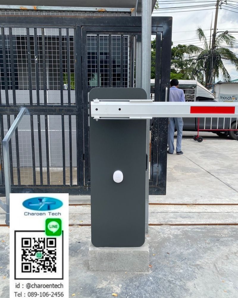 [Charoen Tech] ภาพหน้างานชุดนี้เป็นการให้บริการติดตั้งระบบไม้กั้นรถยนต์สั่งงานด้วยปุ่มกดและรีโมท ...