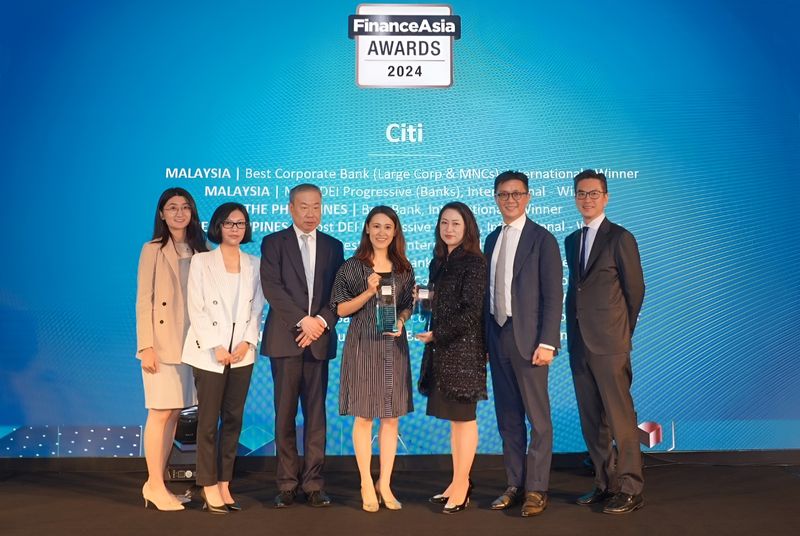 [CHANHEintomagazing] “ธนาคารซิตี้แบงก์” คว้า 20 รางวัล เวที FinanceAsia Awards 2024 https://www ...