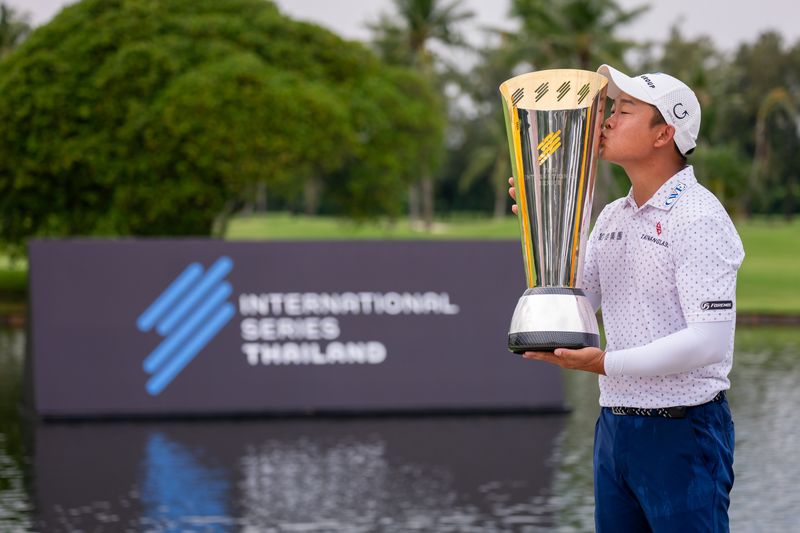 [เนื้อ เหนือ เหนือ Unique Contents] Lee Chieh Po พลิกคว้าแชมป์ ...