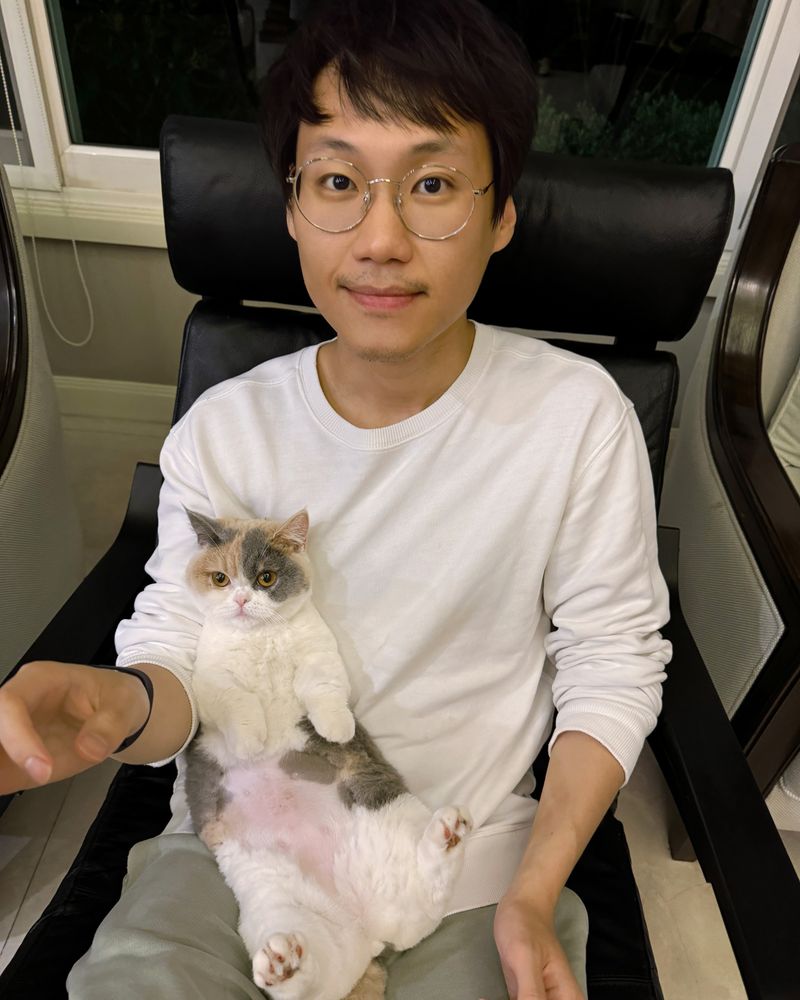 [ท๊อป จิรายุส ทรัพย์ศรีโสภา - Topp Jirayut Srupsris] สุขสันต์วันแมวโลก สุขสันต์วันแมวโลก วันนี้ ...