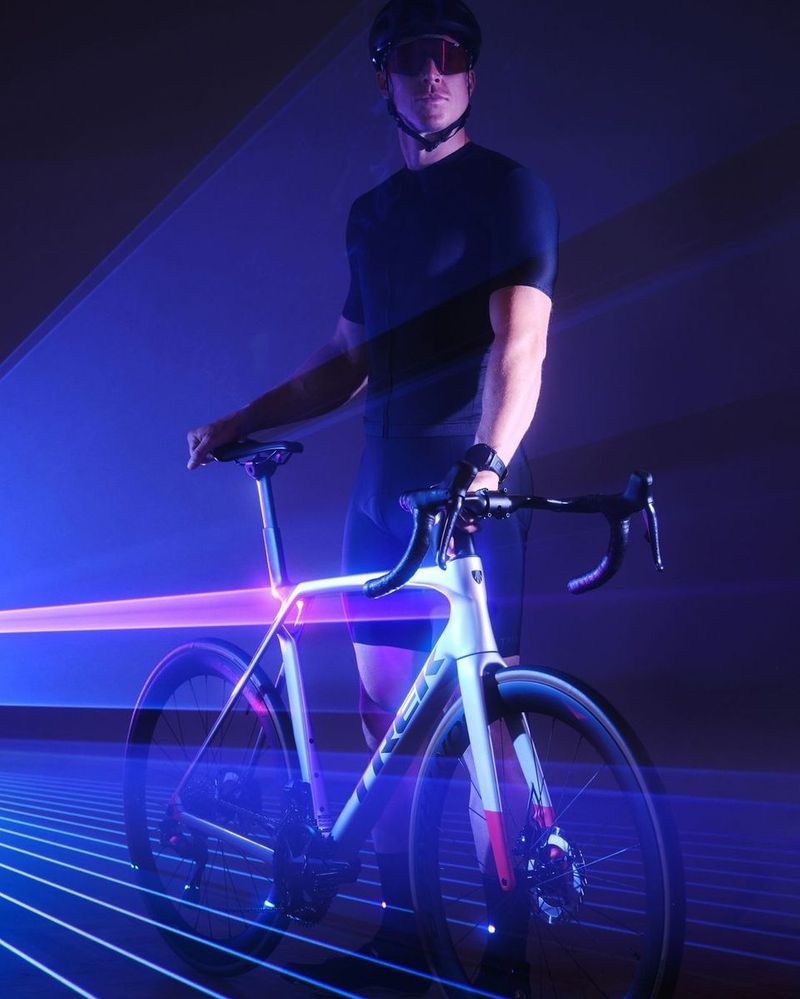 [Probike] 𝑴𝒂𝒅𝒐𝒏𝒆 𝒊𝒔 𝒕𝒉𝒆 𝑩𝒊𝒌𝒆 𝒐𝒇 𝑭𝒖𝒕𝒖𝒓𝒆 ด้วยการออกแบบที่ล้ำสมัยและ ...