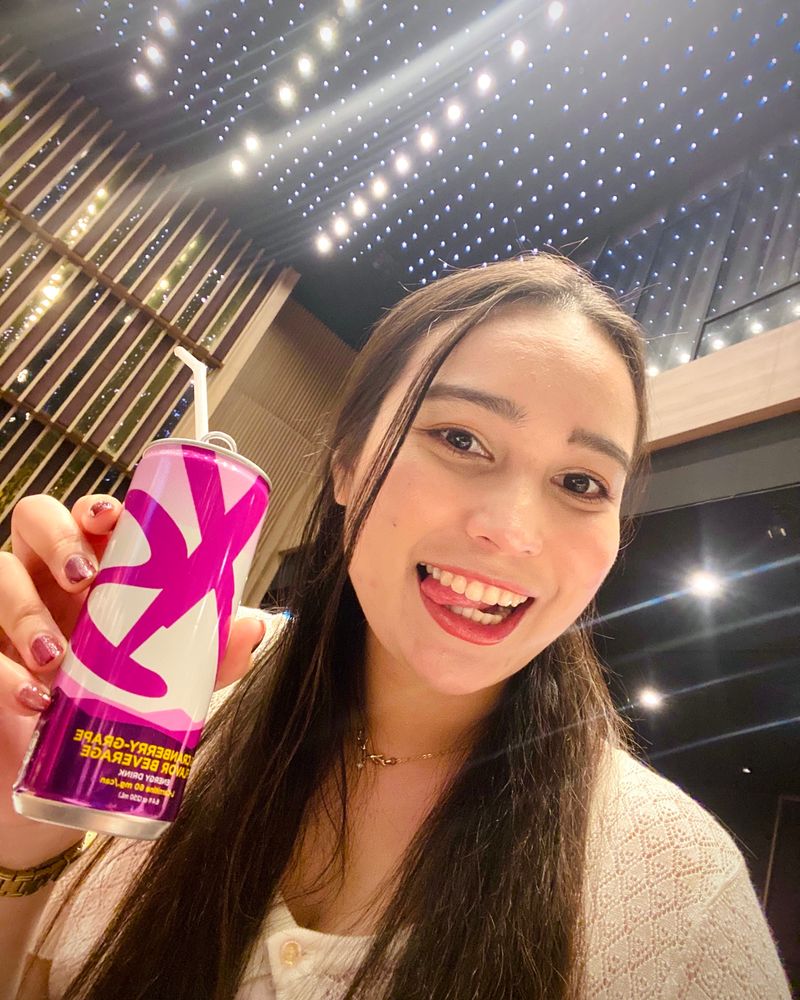 [PwiseCC] แค่ขยับ…ก็เท่ากับออกกำลังกายแล้วป้ะ 😂 ขอเพิ่มพลังด้วยเครื่องดื่มกลิ่นผลไม้ตะวันตก!💜